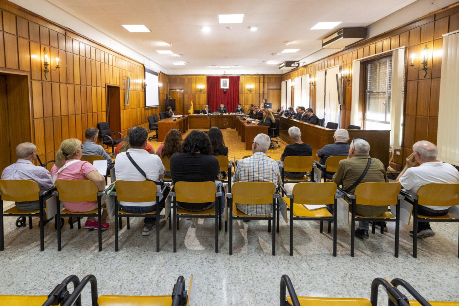 La Audiencia de Murcia ordena el ingreso inmediato en prisión de tres ...