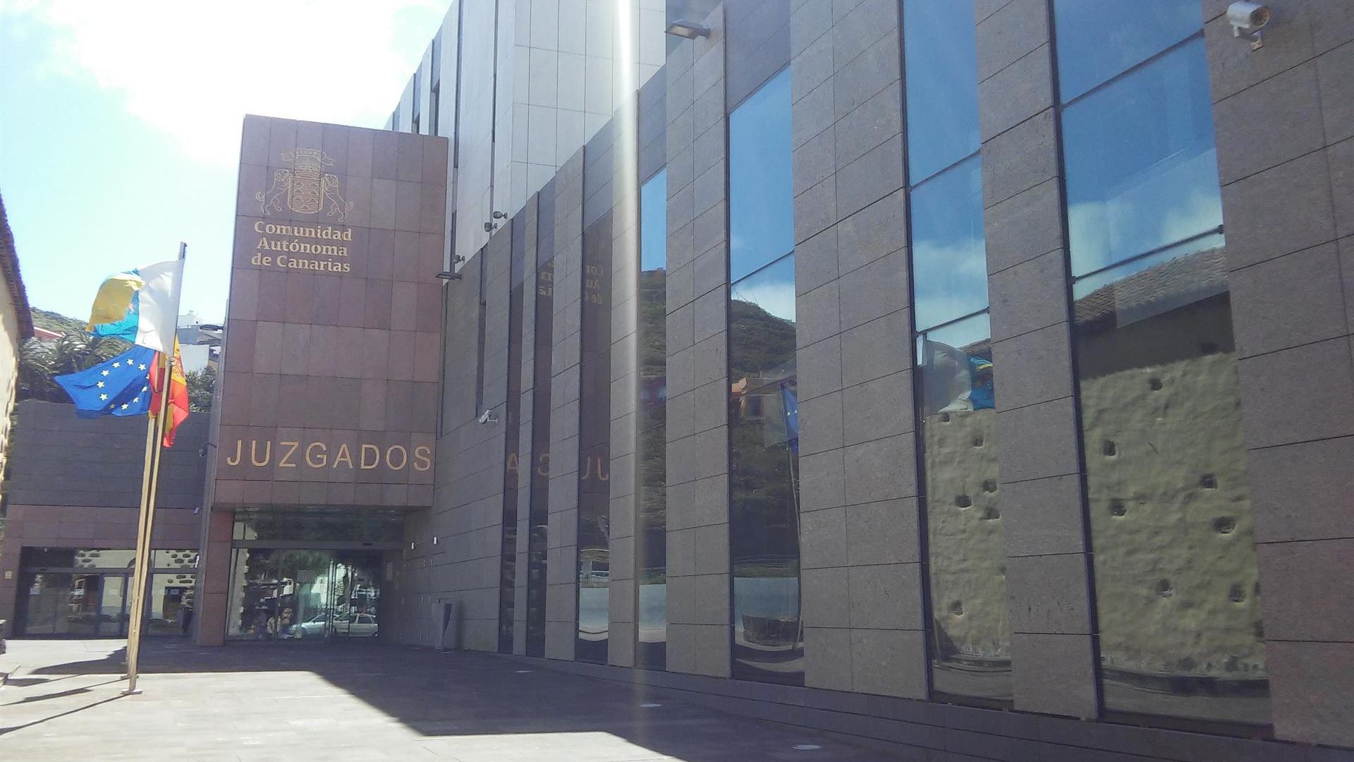 Prisión sin fianza para el hombre detenido por matar su hermano y dejar grave a su hermana en ...