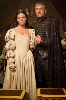 Quién es Elisa Mouliáa, la actriz que ha alzado la voz en público ...