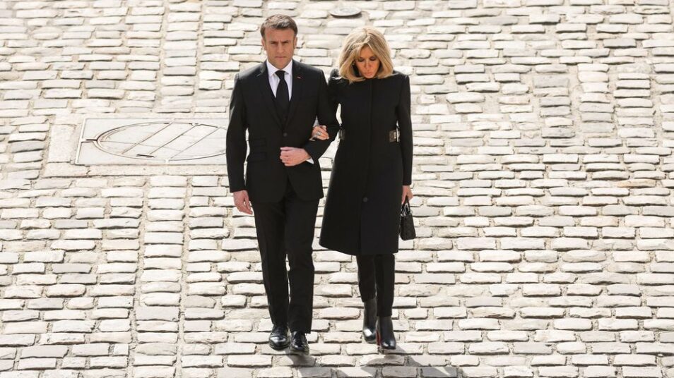 Doble duelo en el Élysée: Brigitte Macron llora la muerte de su hermana ...